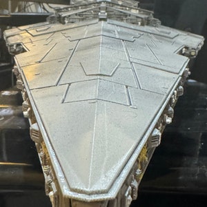 47" Long Imperial Star Destroyer Ship Kit With Stand - 1/1300 Scale ...
