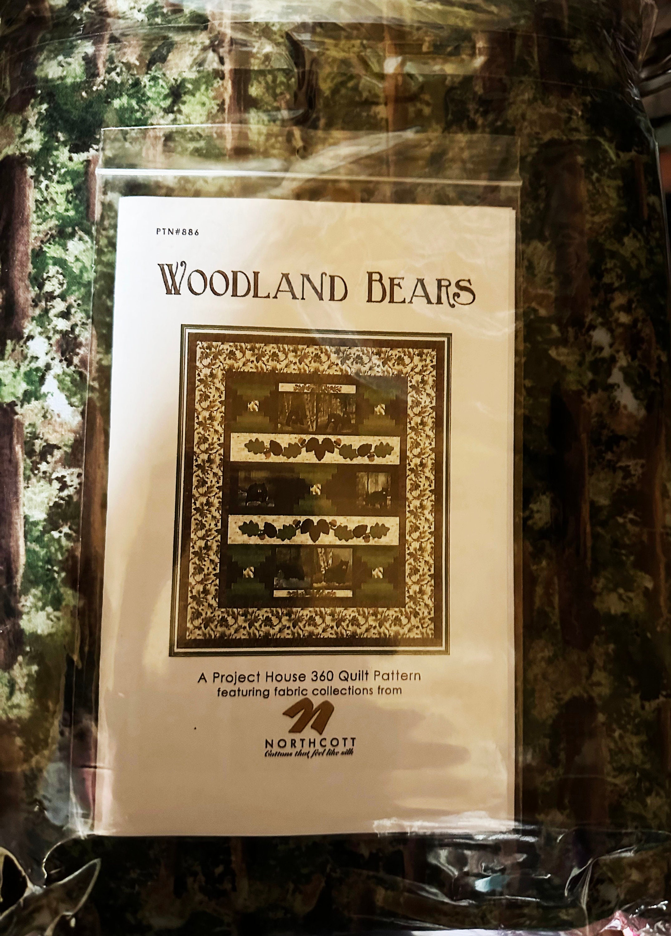 Woodland Bears Flannel Quilt Kit, Black Bear Lodge by Northcott (73"x87 ...