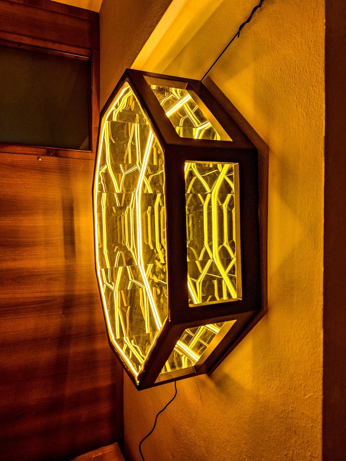 Wall Decor Infinity Mirror Glass on All Sides Modern and Elegant Design ...