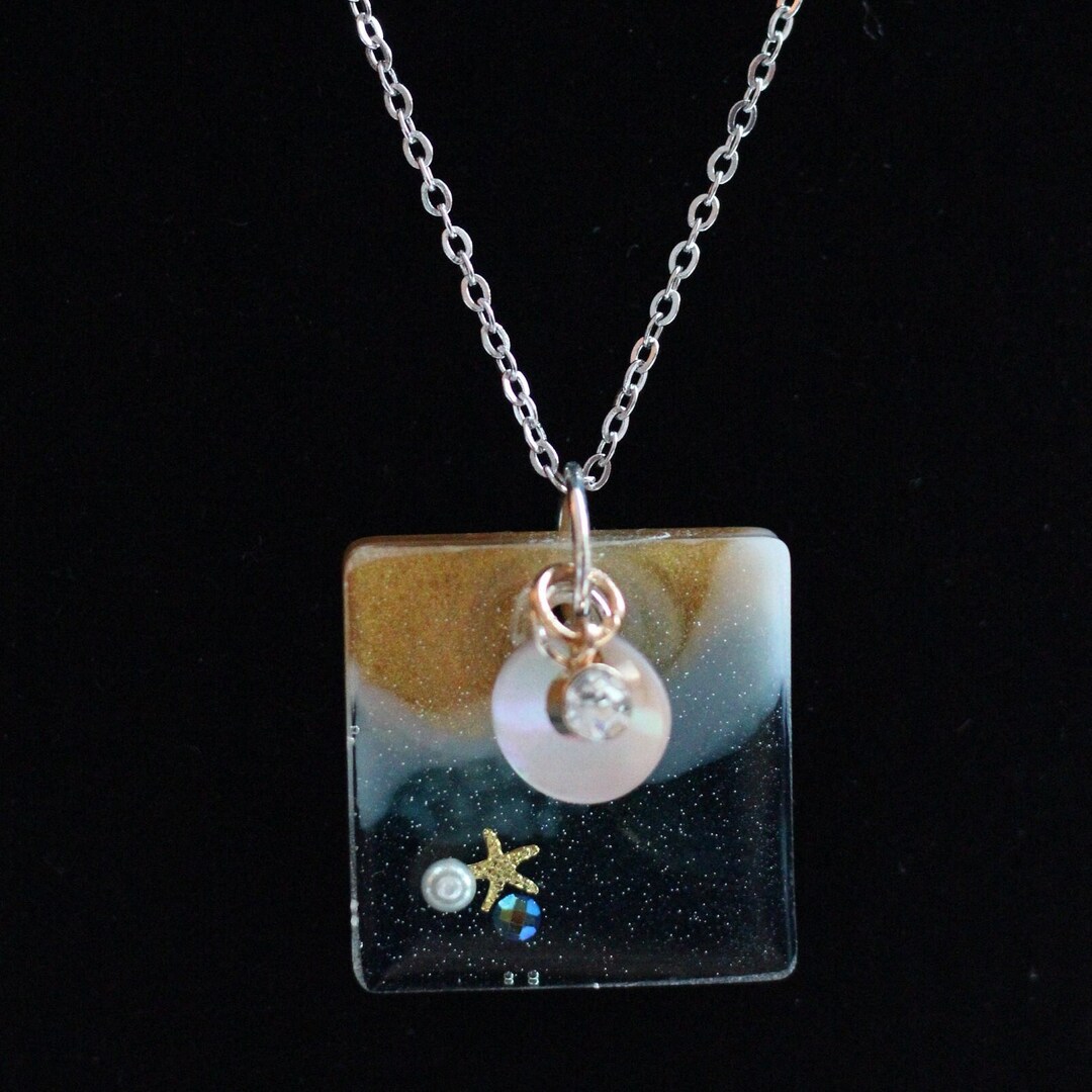 Square 1x1 Coastal Chic Shell Pendant 21 Inch Necklace - Etsy