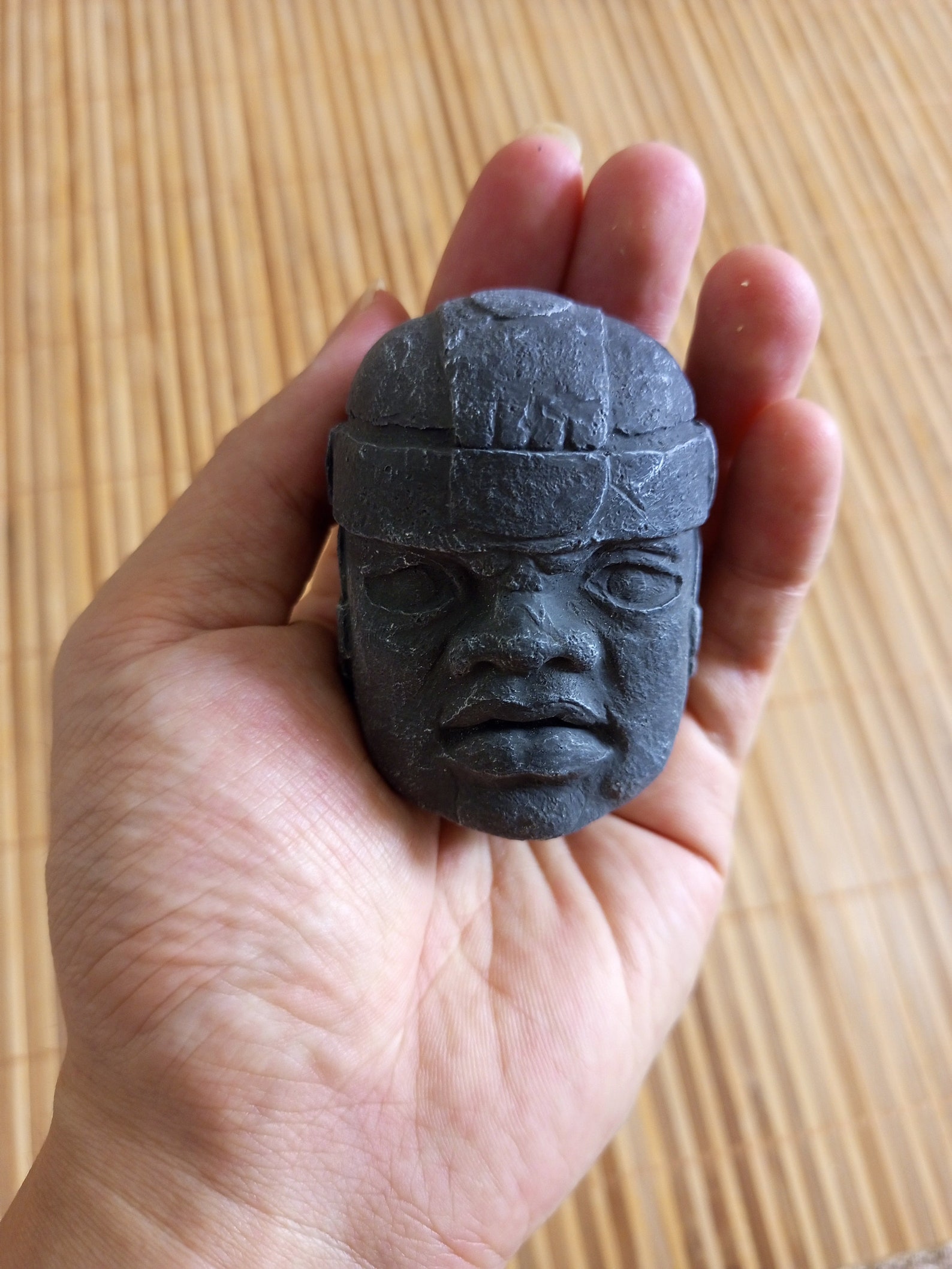 Olmec Giant Heads the Colossal Heads of the Olmecs Ancient Maya Olmec ...