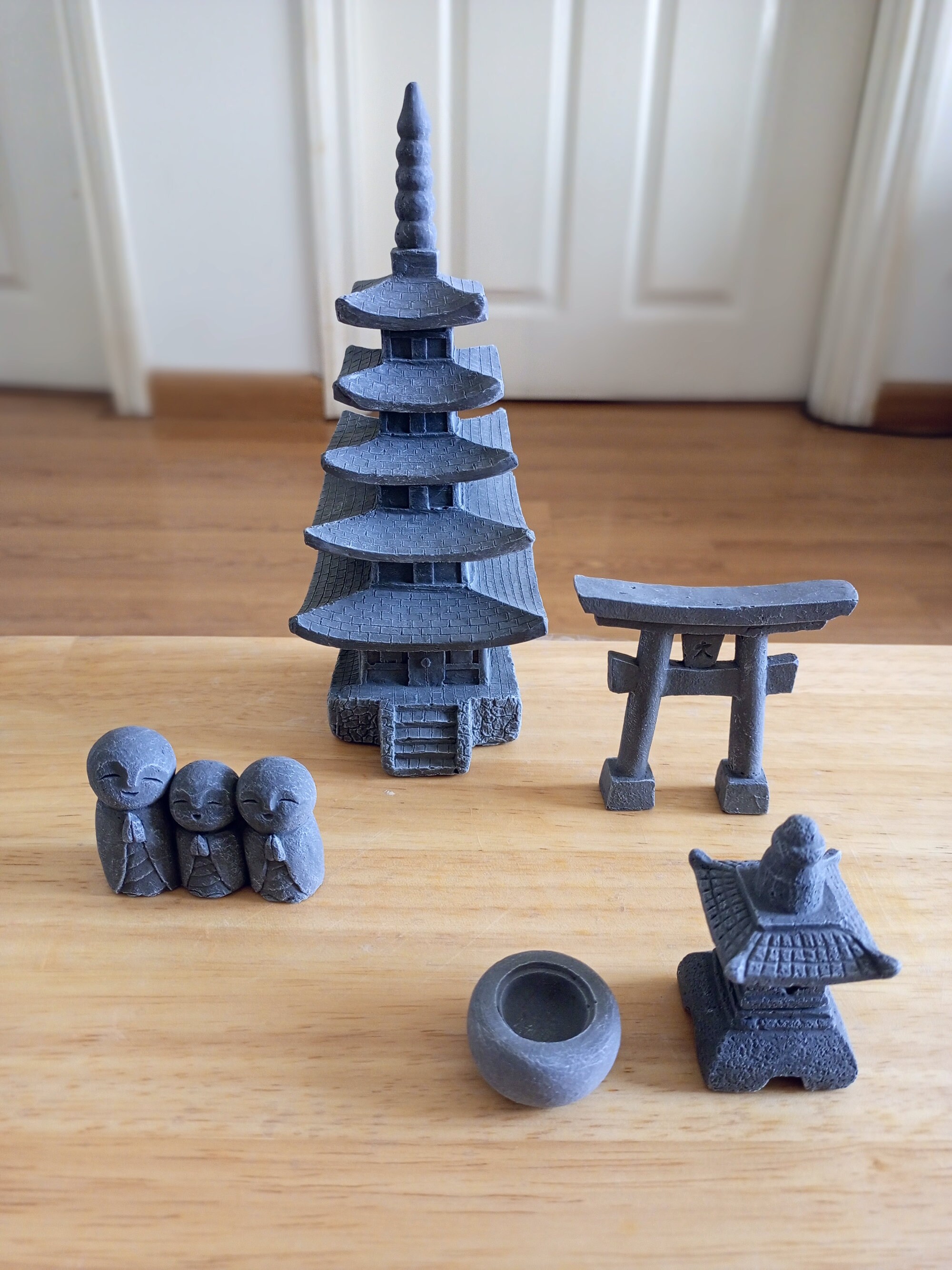 Miniature Japanese Zen Garden Set Chureito Japanese Pagoda - Etsy