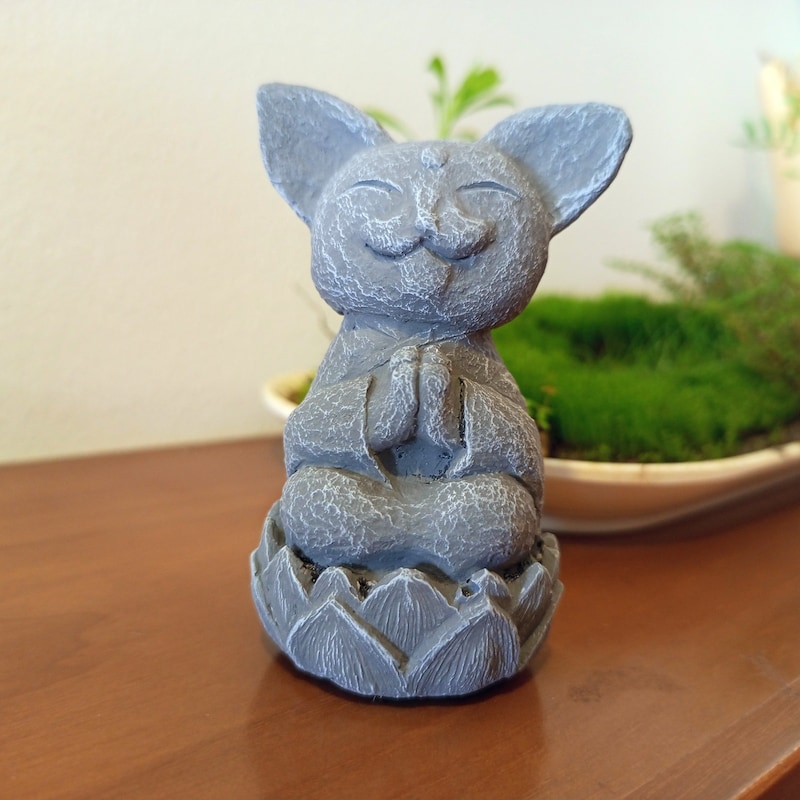 Cat Statue - Etsy