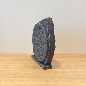 Aztec Solar Calendar - Mexica Calendar - Aztec Sundial - Real Aztec ...