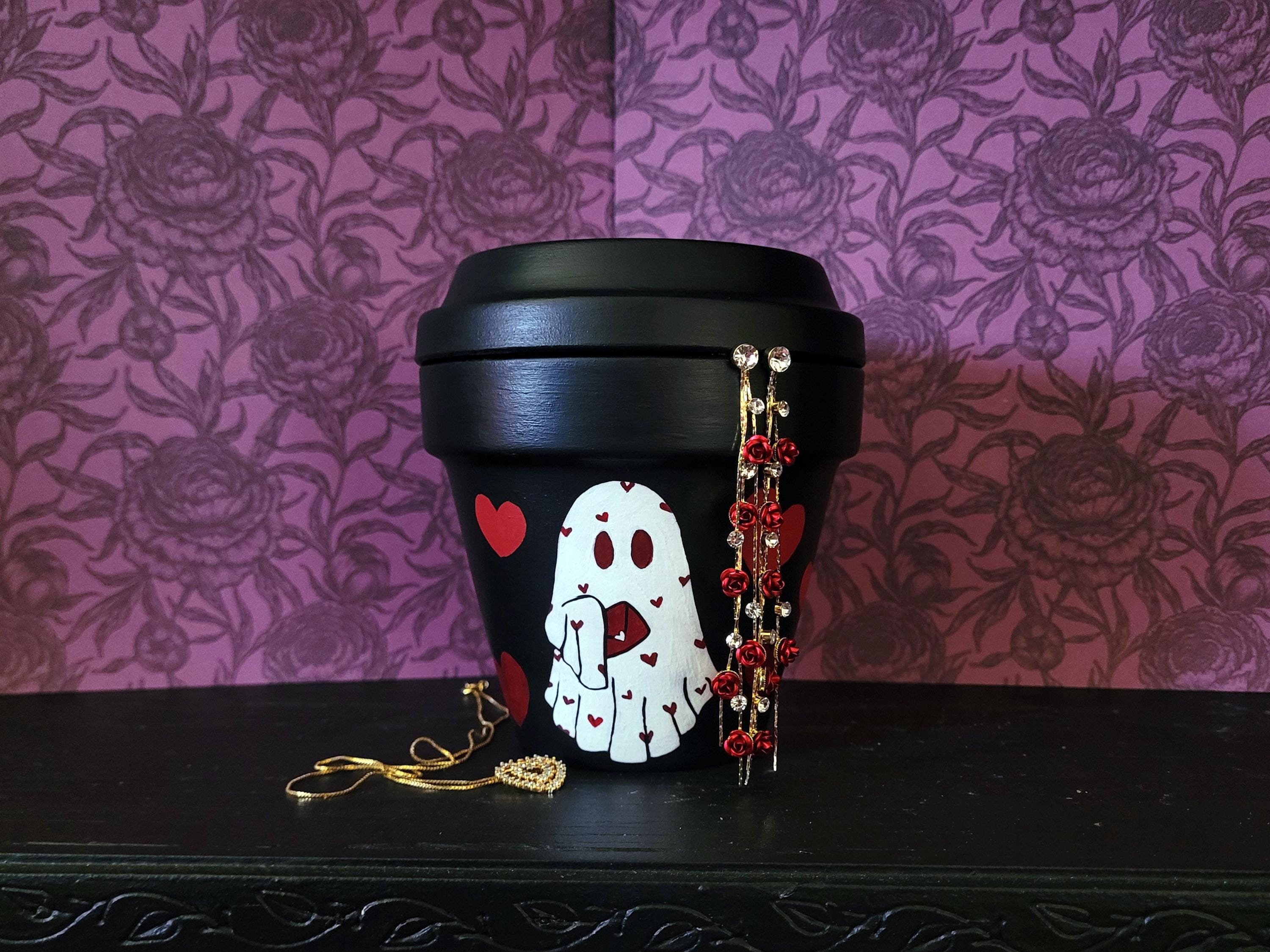 Skull Heart Ghost Planter – Hand-painted Gothic Decorative Vessel | 5in ...