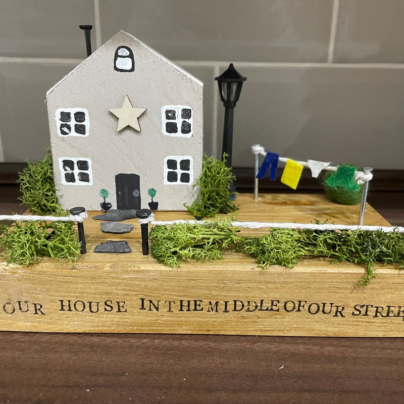 Rustic Cottage Figure - Etsy UK