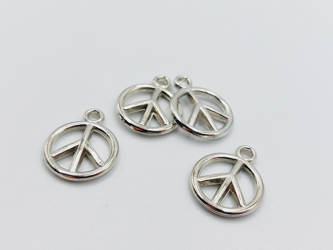 50 Peace Symbol Charms BULK peace Sign Pendants Make Love Not War B1B ...