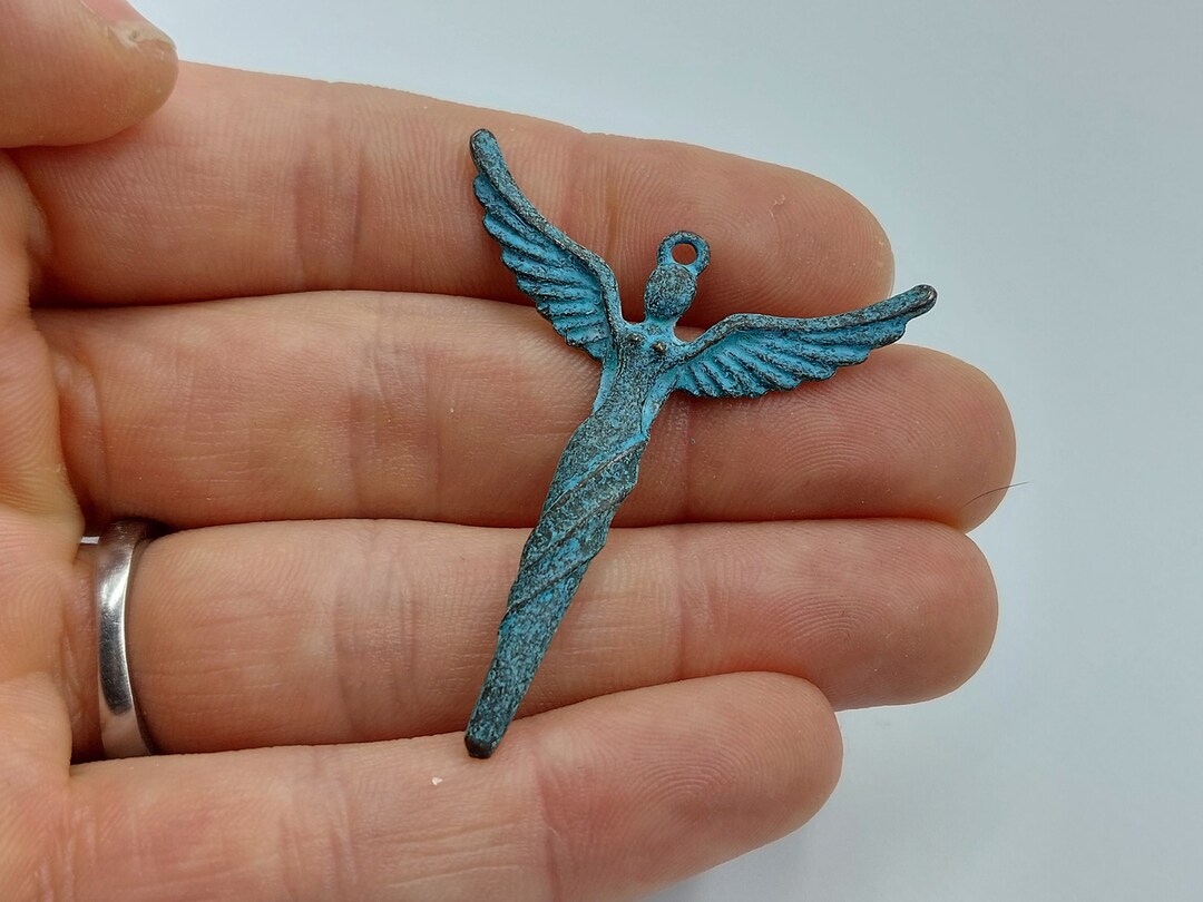 1 Winged Goddess Charm green Patina Venus Moongoddess Lilith Ishtar ...