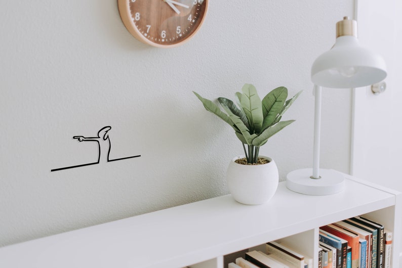 La Linea Wall Decor ''pointing'' Silhouette - Etsy