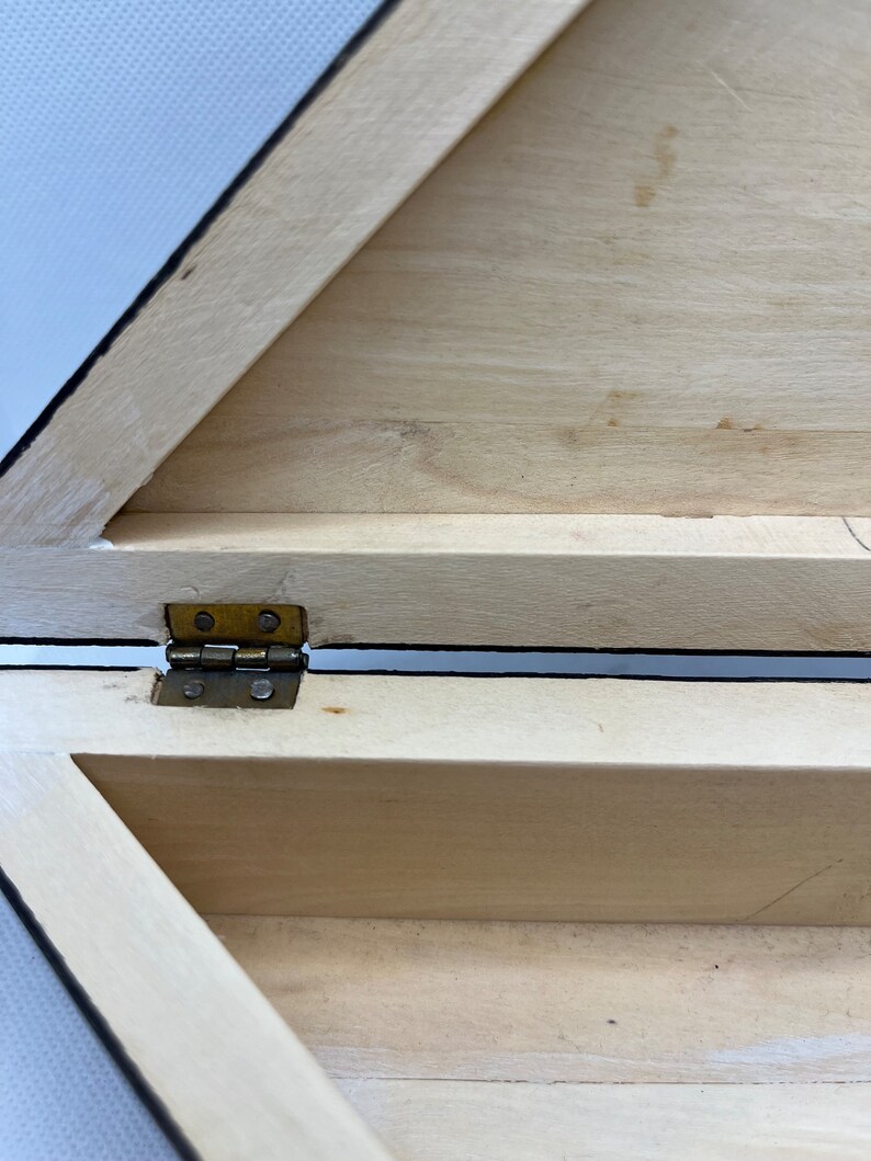 Vintage Fol Art Hand Painted Mexican Olinala Guerrero Triangular Black ...