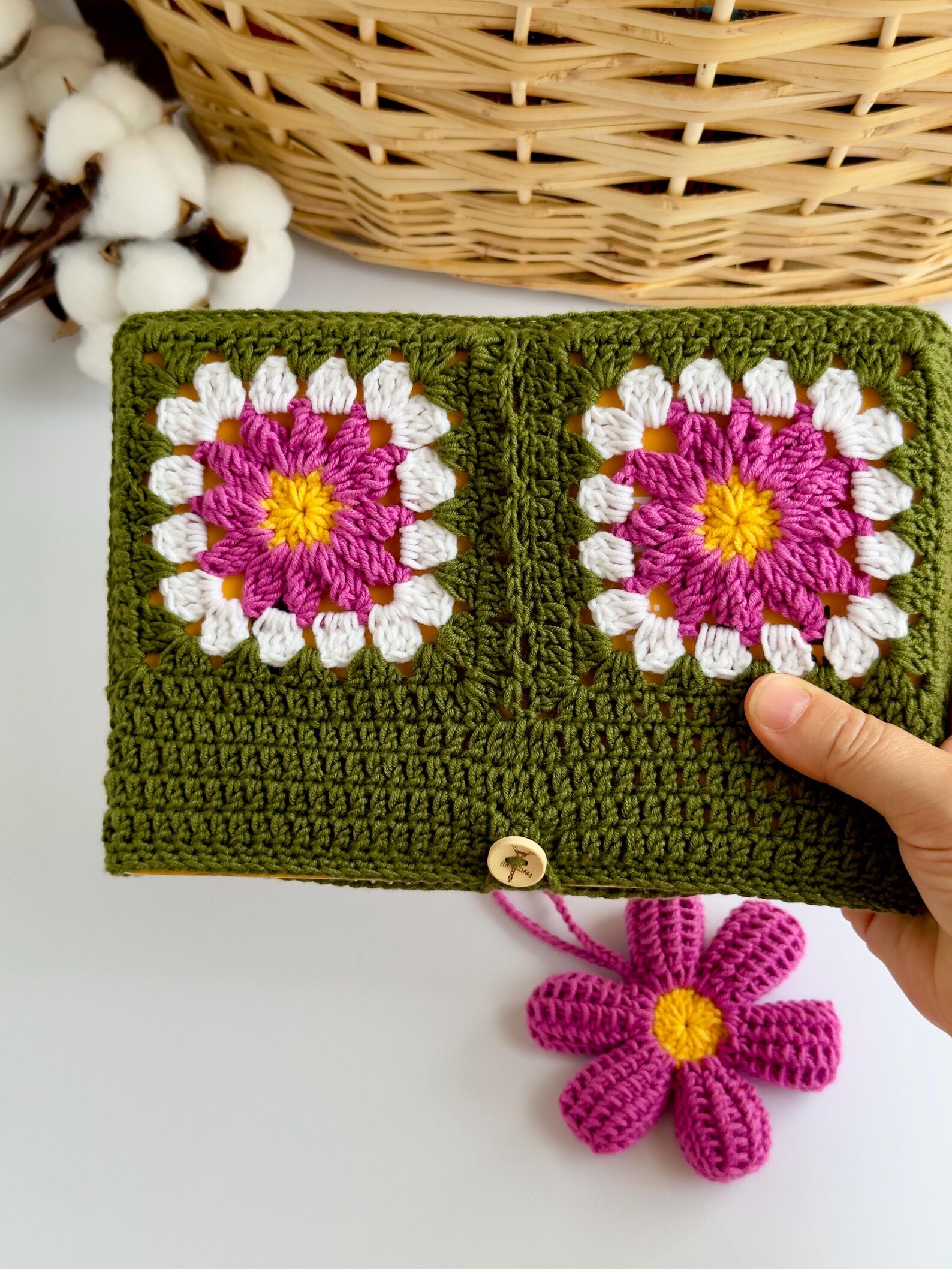 Granny Square Book Cover, Handmade Kindle Sleeves and Keychain - Etsy