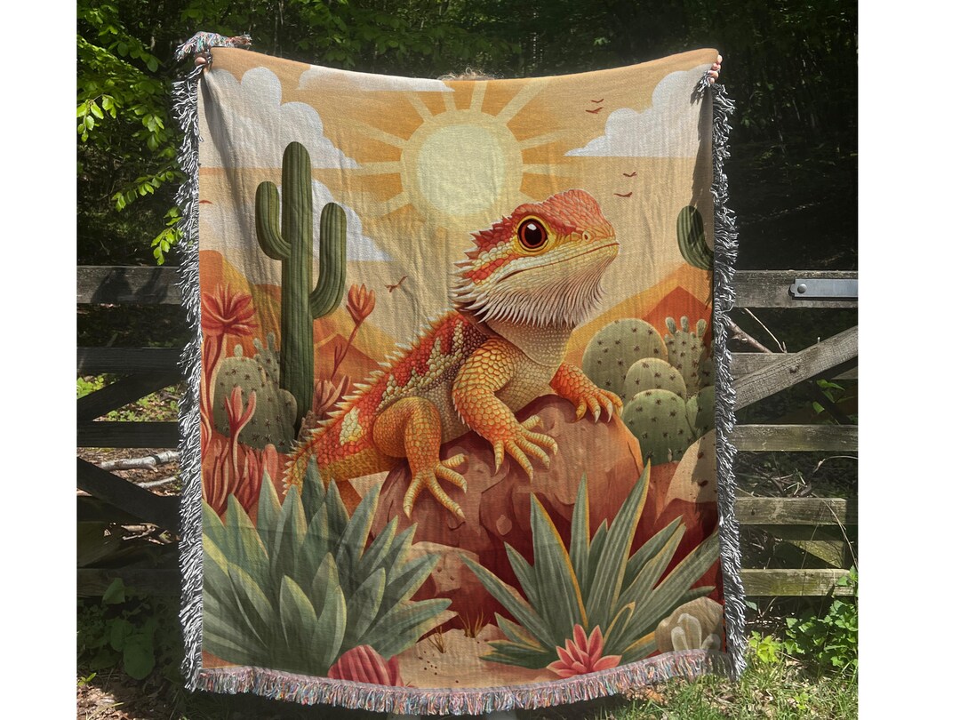 Bearded Dragon Woven Blanket - Reptile Lizard Throw, Cozy Reversible ...