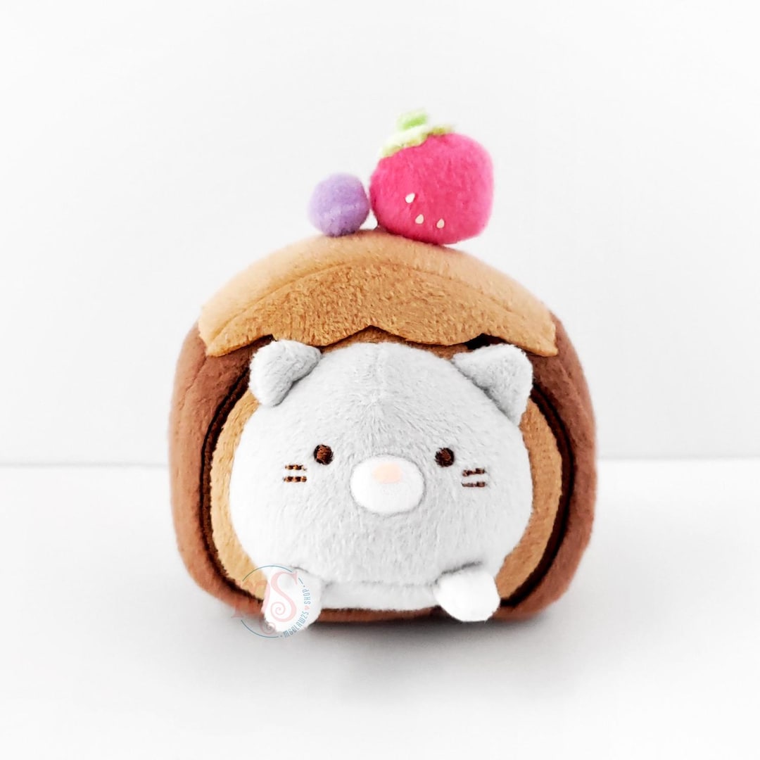 Sumikko Gurashi Cat Siblings and Sweet Shop Neko Cat Gray roll Cake ...
