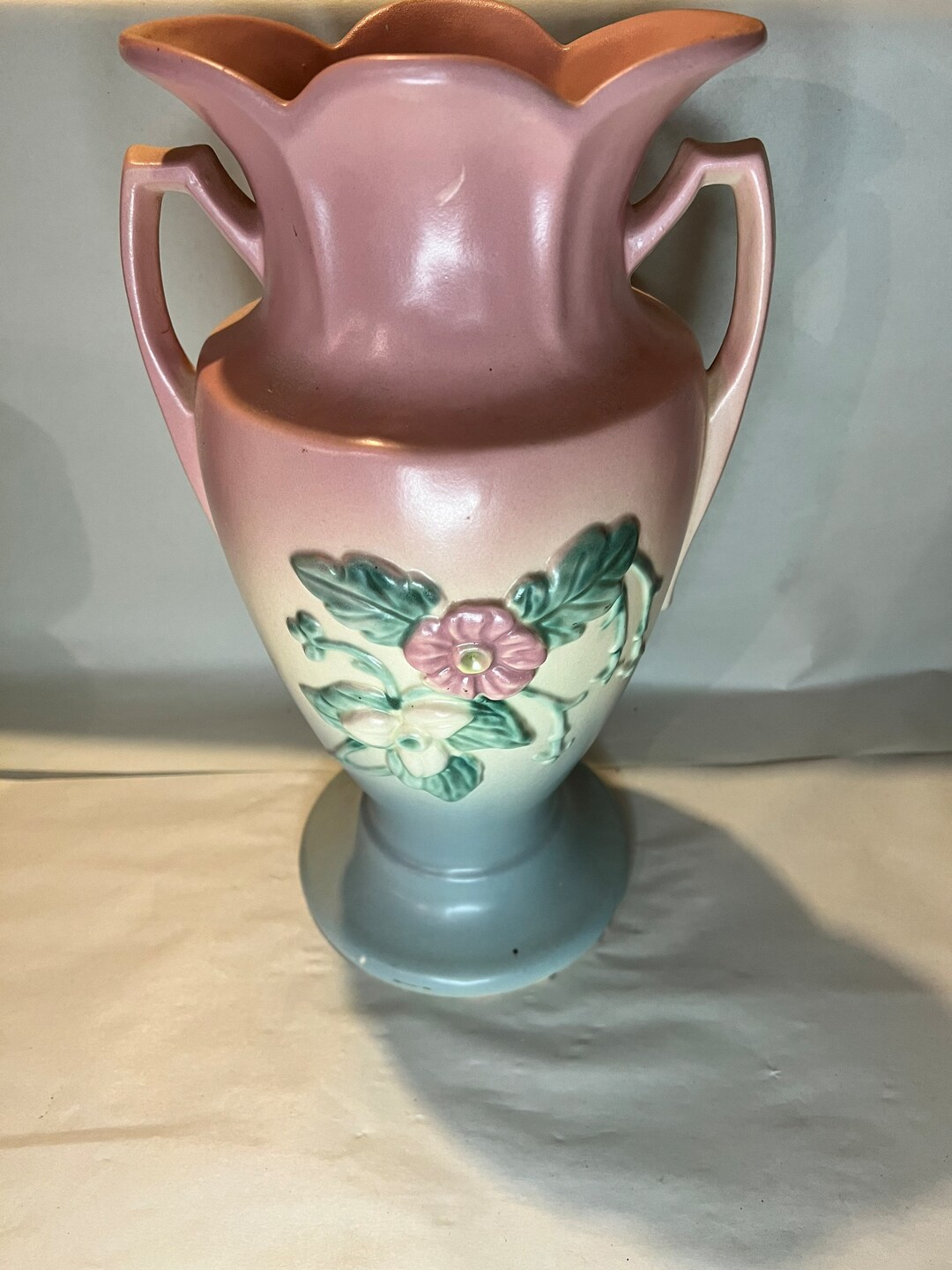 Hull Art Pottery - Wildflower W-18-12 1/2” Double Handled Vase 1946-47 ...