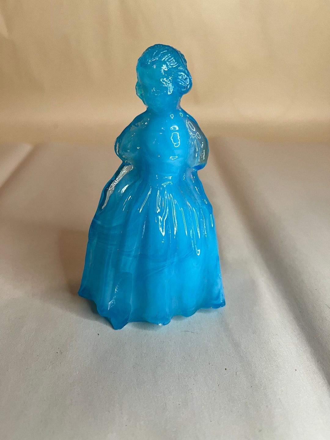 Fenton Boyd’s Glass Windsor Blue Colonial Southern Bell Figurine - Etsy