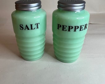 Hazel Atlas Jadeite Range Salt and Pepper Shakers - Etsy