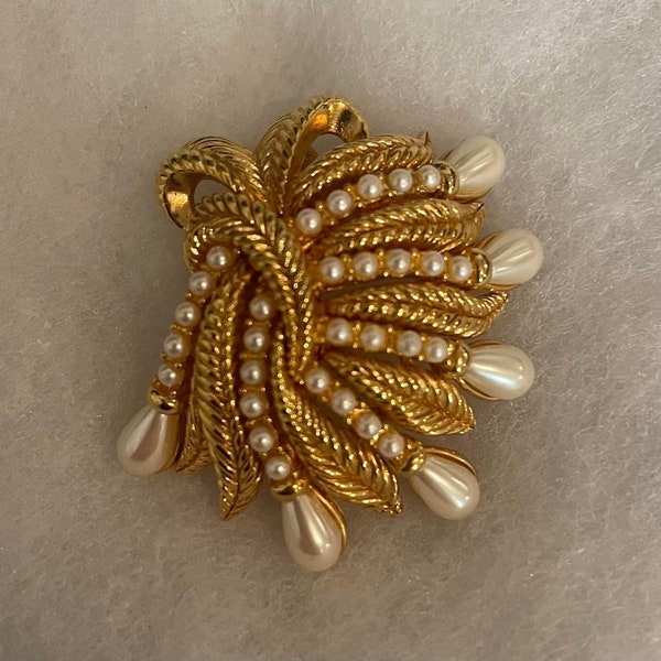 Fabulous Brooch - Etsy