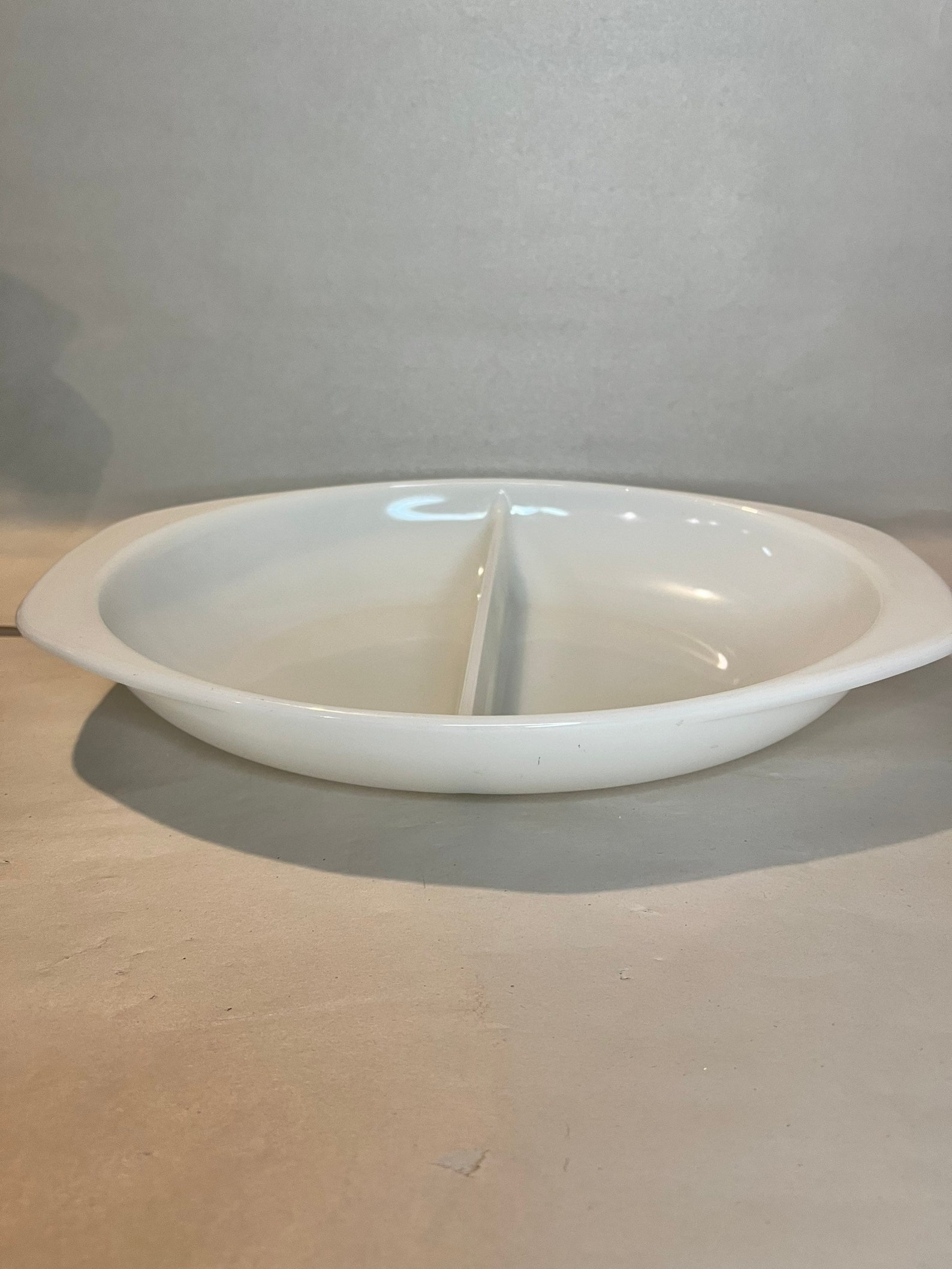 Vintage White Pyrex Glass Divided Serving Casserole Dish Bowl 1.5 Quart ...