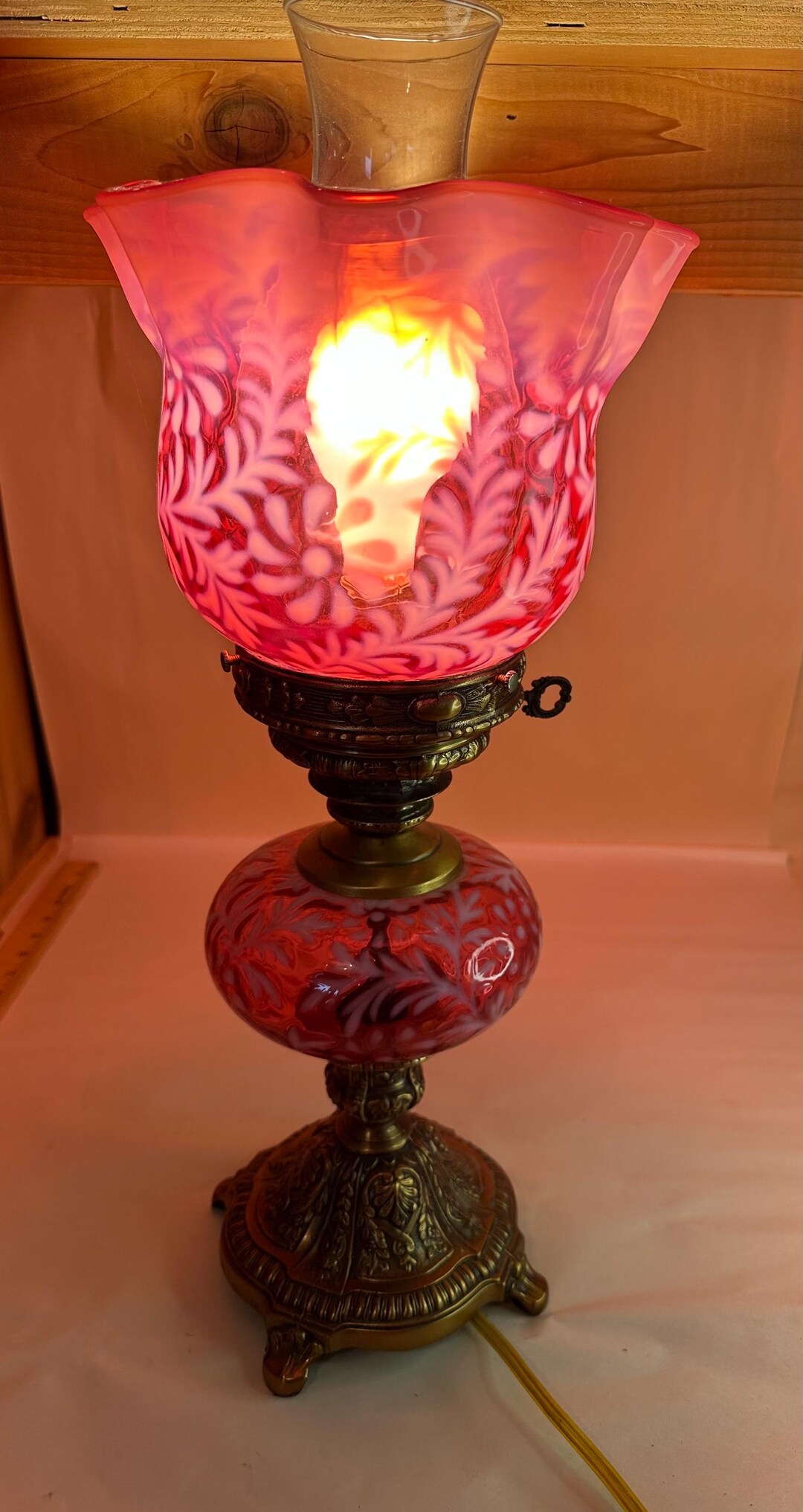 Vintage Fenton Fern and Daisy Cranberry Lamp - Etsy