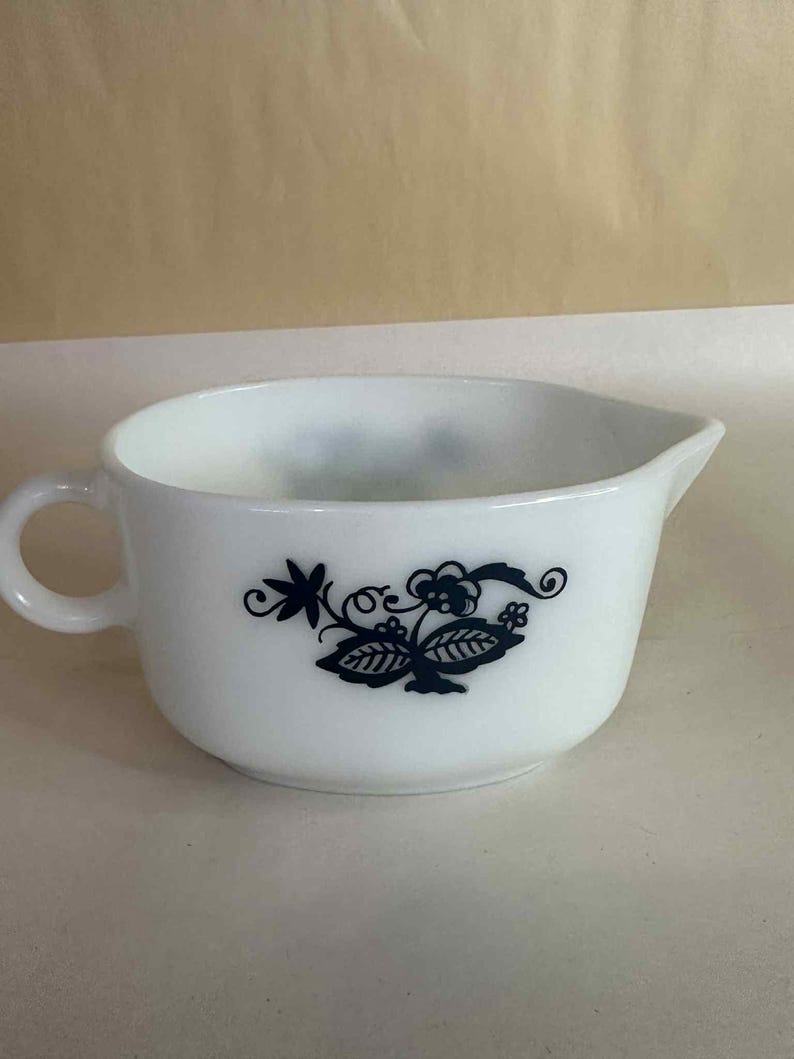 Pyrex Old Town Blue Gravy Boat - Etsy