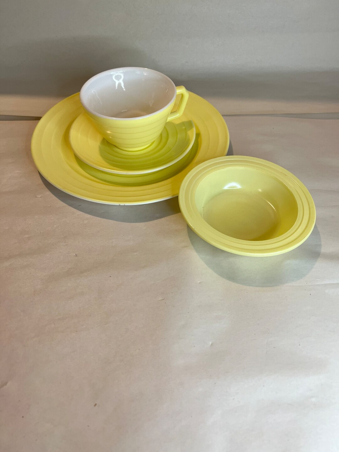 Hazel Atlas Moderntone Yellow 4 Piece Dinnerware Place Setting - Etsy