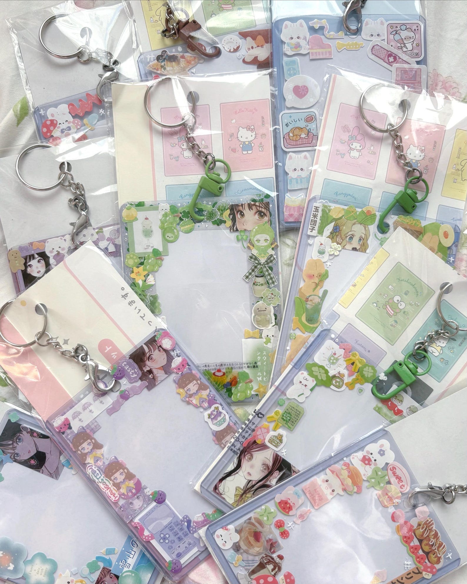Premade Decorated Toploader Keychains - Etsy