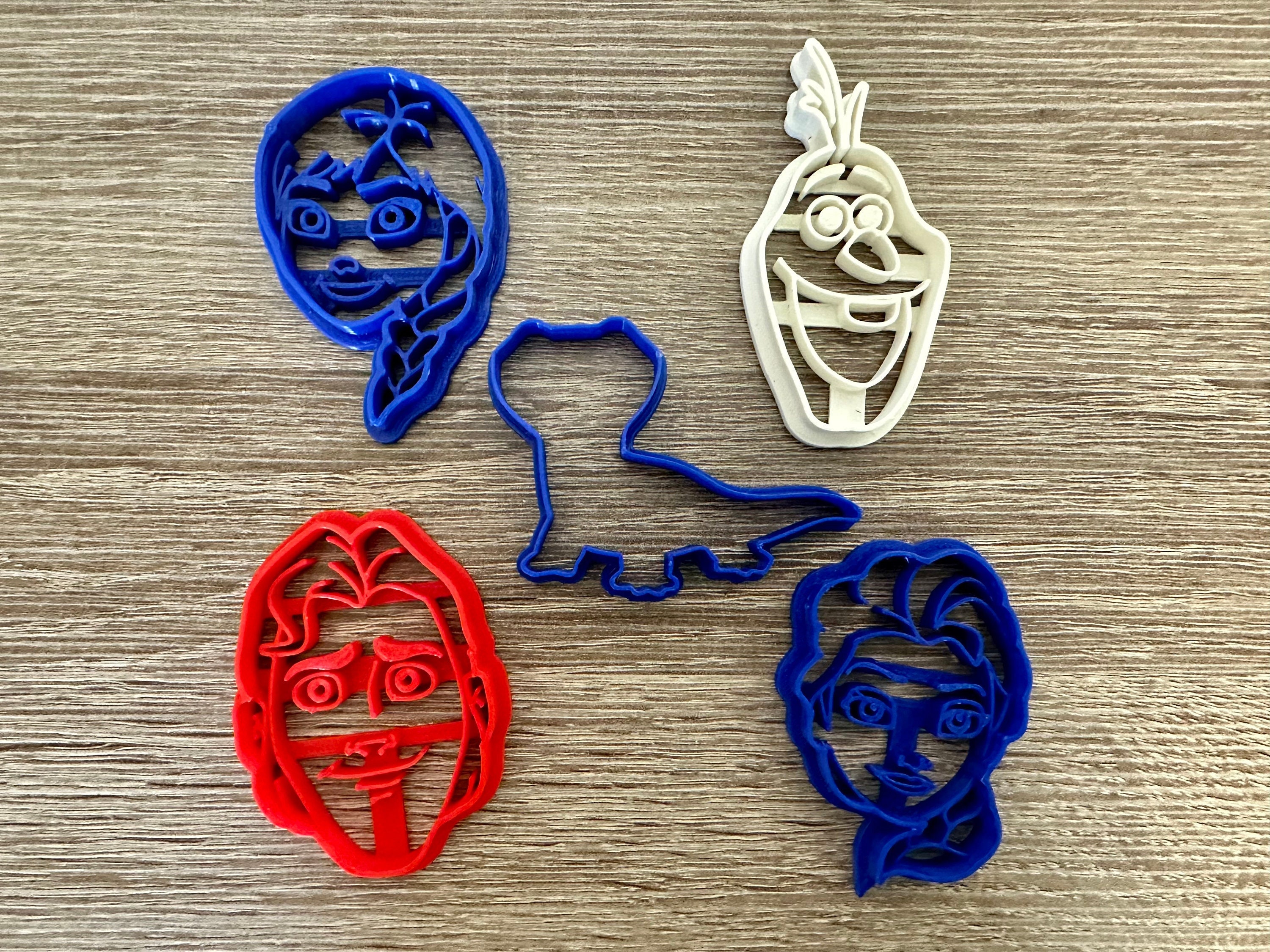 Frozen Cookie Cutter With Elsa, Anna, Olaf, Hans, and Bruni - Etsy