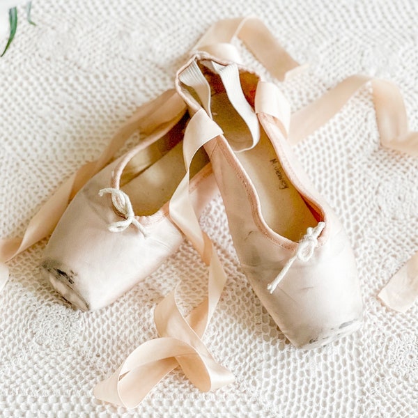 Vintage Ballet Pointe - Etsy