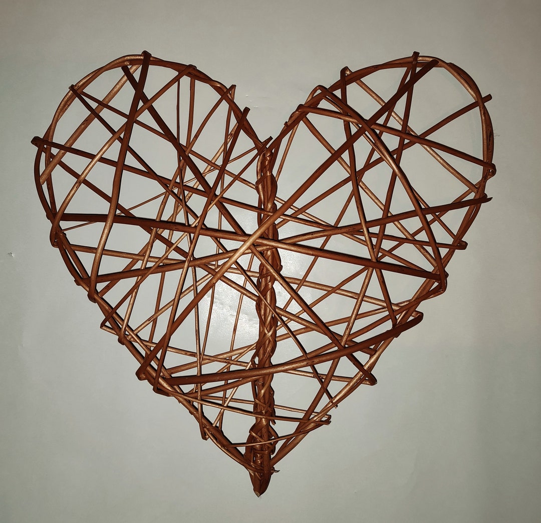 Hand Weaved Willow Heart - Etsy