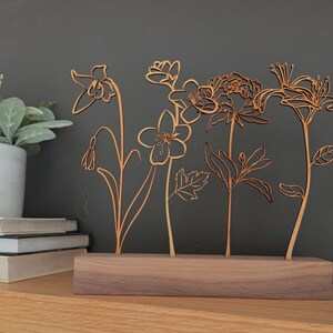 Wood Birth Flower Garden - Flower Decoration - Gifts for Mom - Custom ...