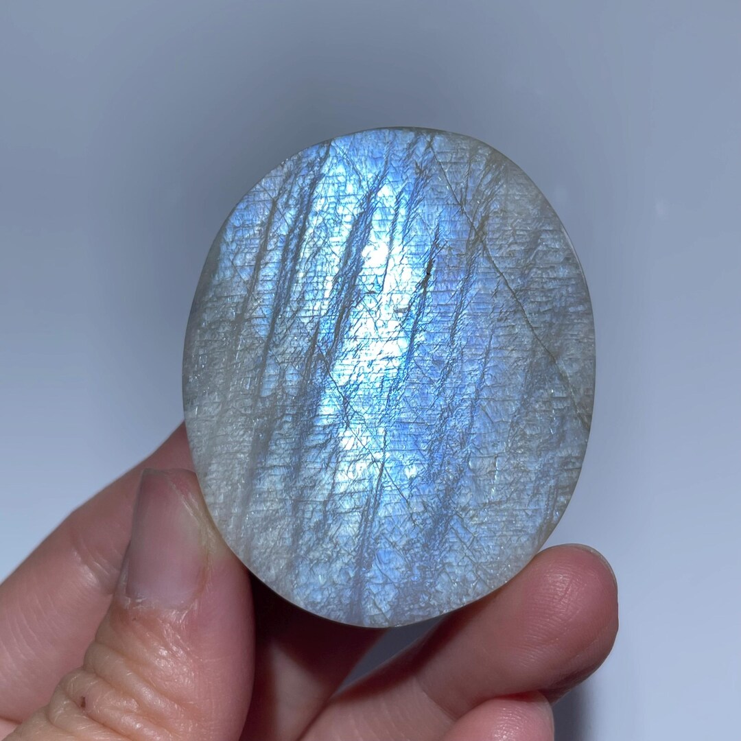 48g High Quality Natural Blue Flash White Moonstone Palm Stone Full Flash Moonstone Calming ...