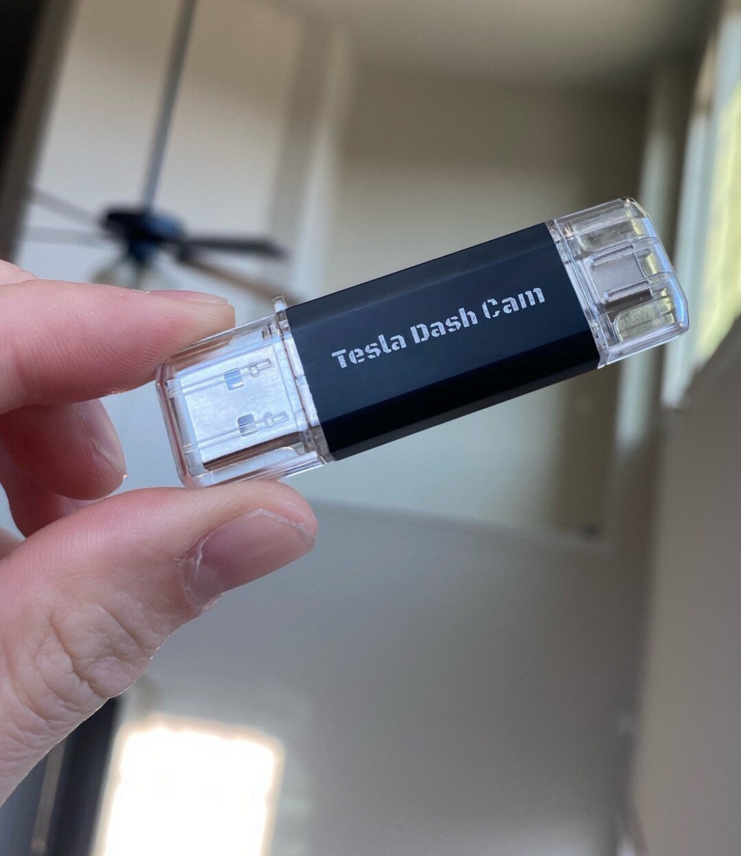 Tesla USB Flash Drive Dashcam USBC Sentry Mode Thumb Drive Tesla ...