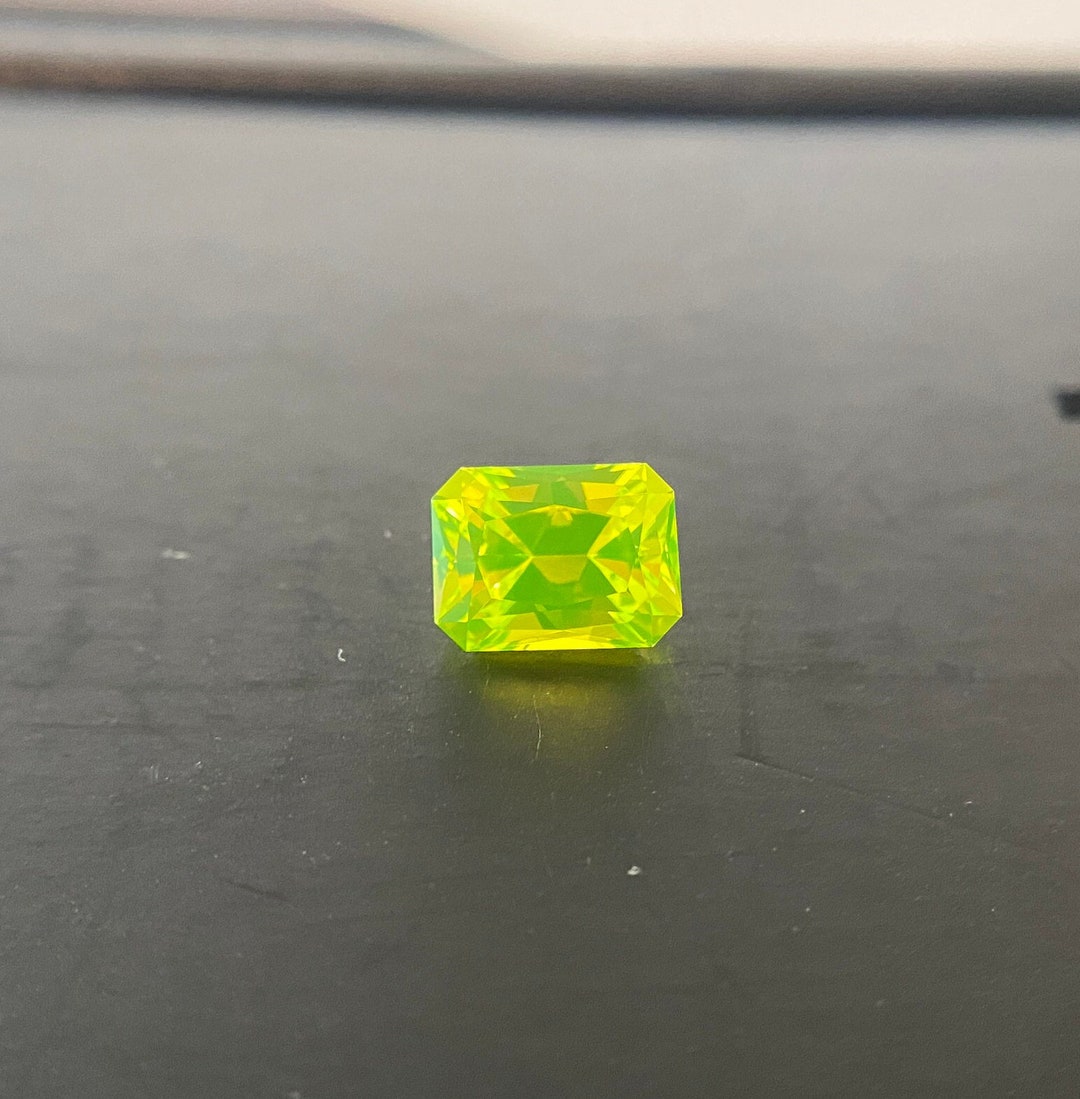 4.00 Ct. Luag Emerald Fancy Cut Gemstone Neon Stone Certified Unique ...