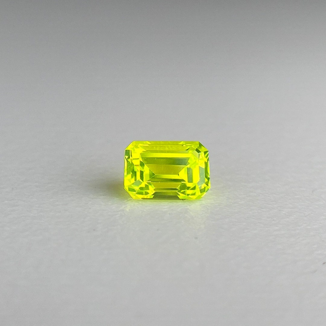1.65 Ct. Luag Ce Emerald Cut Neon Stone Certified Unique - Etsy