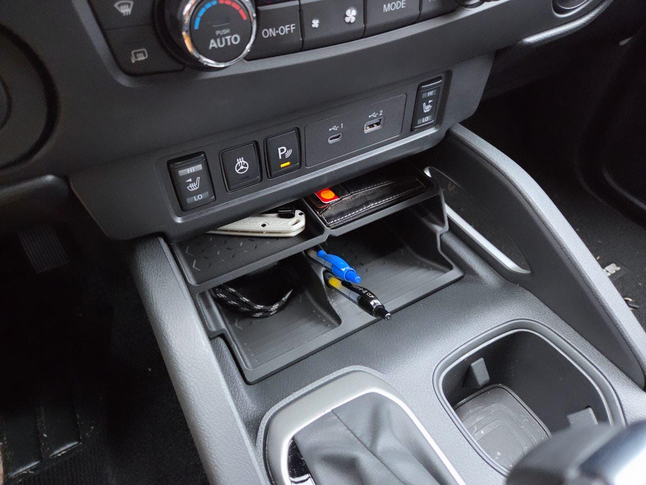 2022 to 2026 Gen 3 Nissan Frontier Organizer for Under Climate Controls ...