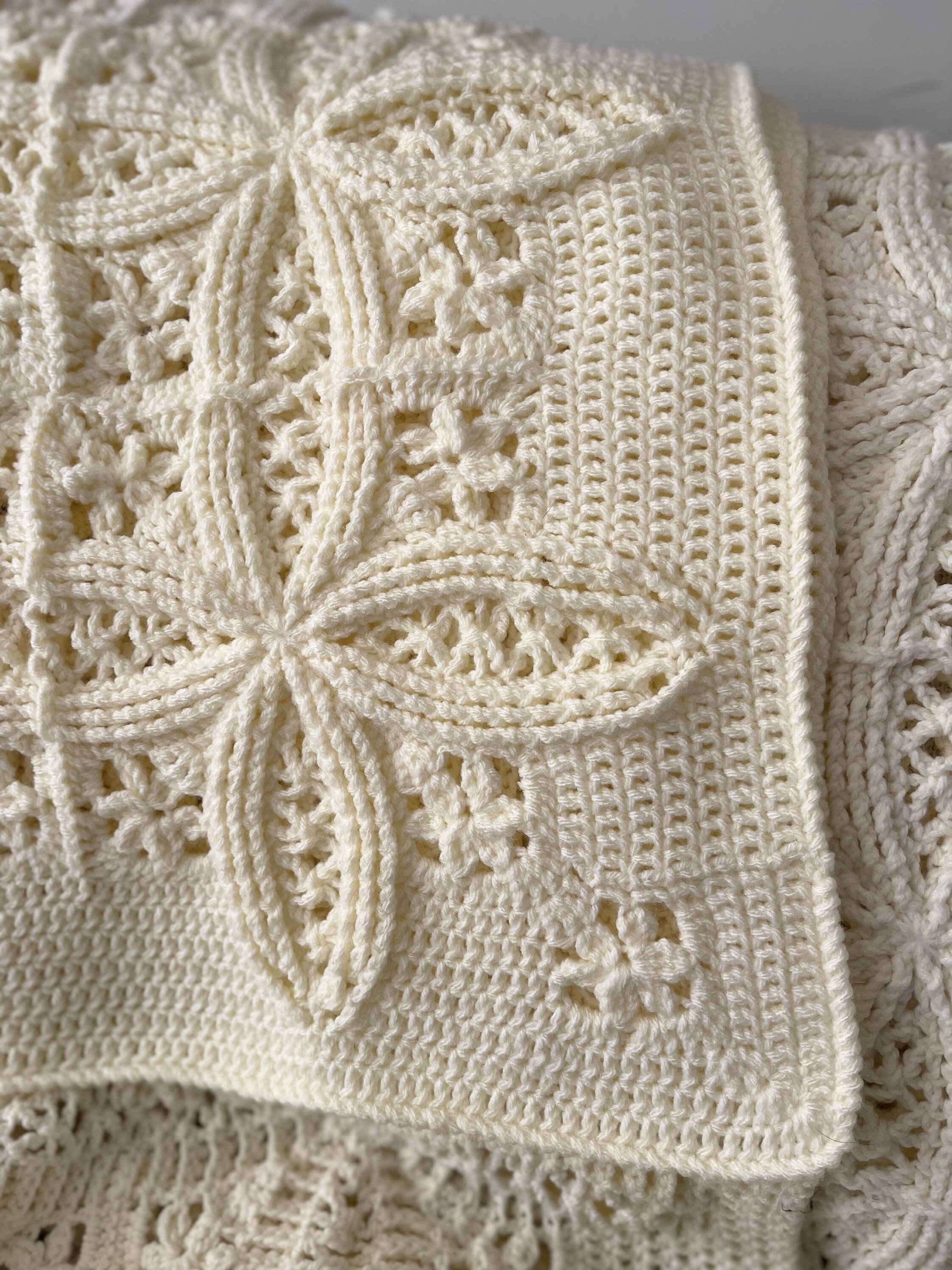 Double Wedding Ring Afghan Heirloom Wedding, Anniversary Gift Hand Made ...