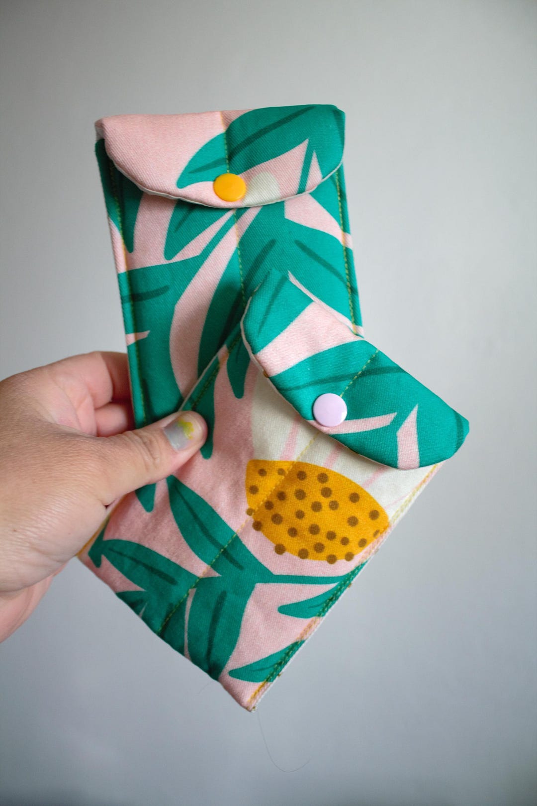 Daisy Print Mini Quilted Snap Pouch: Cotton Canvas Sleeve - Etsy
