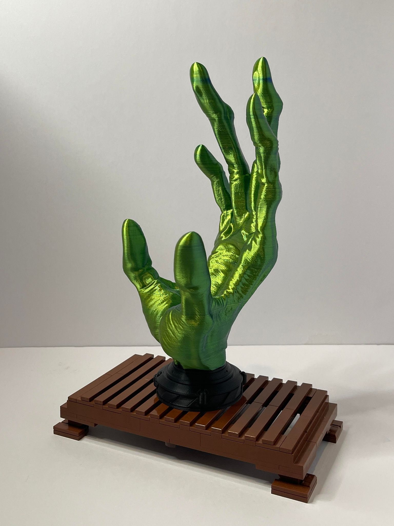 Gaming Controller Stand Xbox/ps5 3D Print 6-finger Alien Hand Stlflix ...