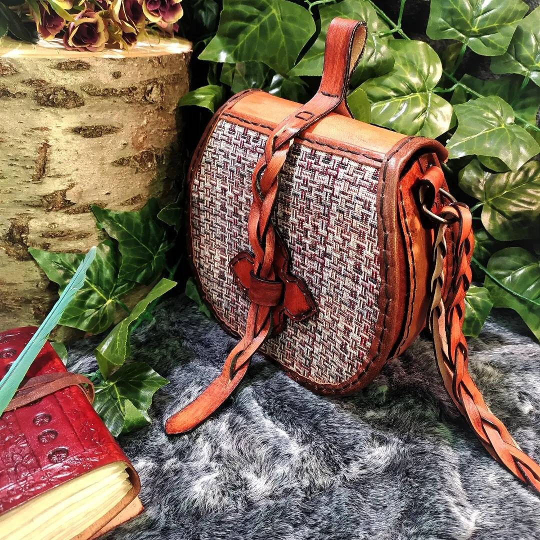 Birka Pouch/viking Bag/crossbody Leather Bag/belt Bag - Etsy