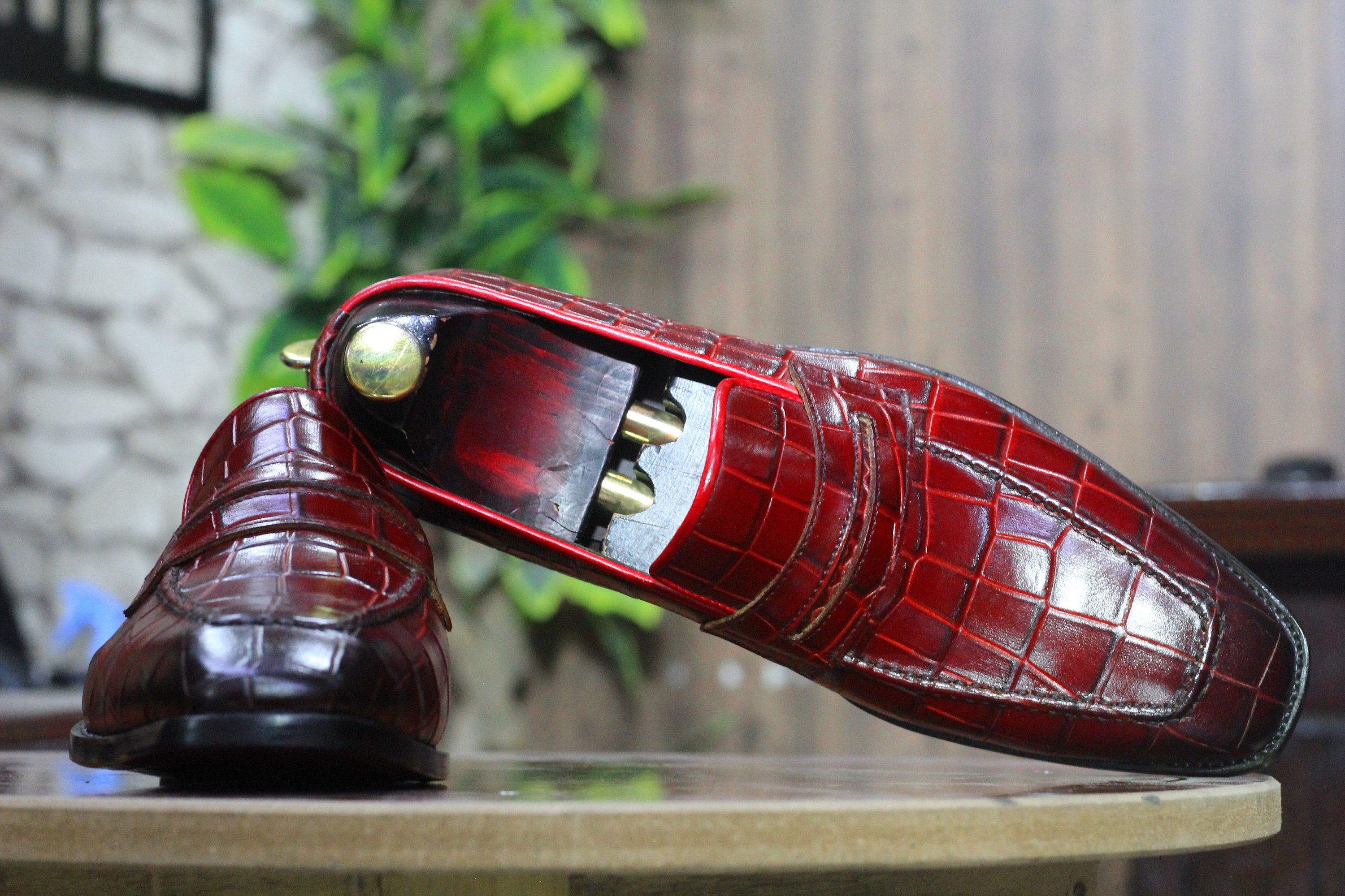 Handmade Alligator Textured Genuine Cow-hide Leather Round Toe - Etsy