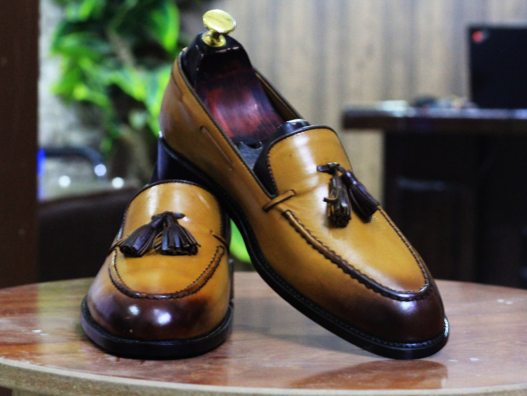 Handmade Tan Color Genuine Cow-hide Leather Tussles Moccasins Shoes for ...