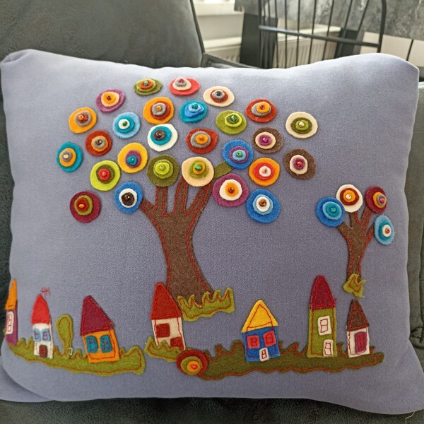 Felt Cushion - Etsy