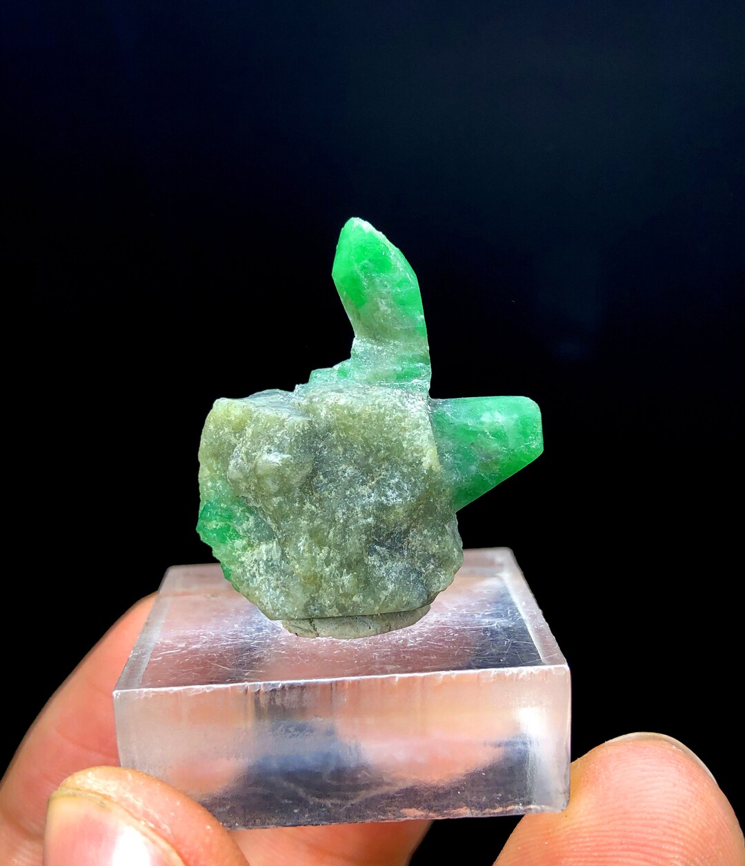 Green Emerald on Matrix, Emerald Stone, Emerald Specimen, Emerald Rough ...