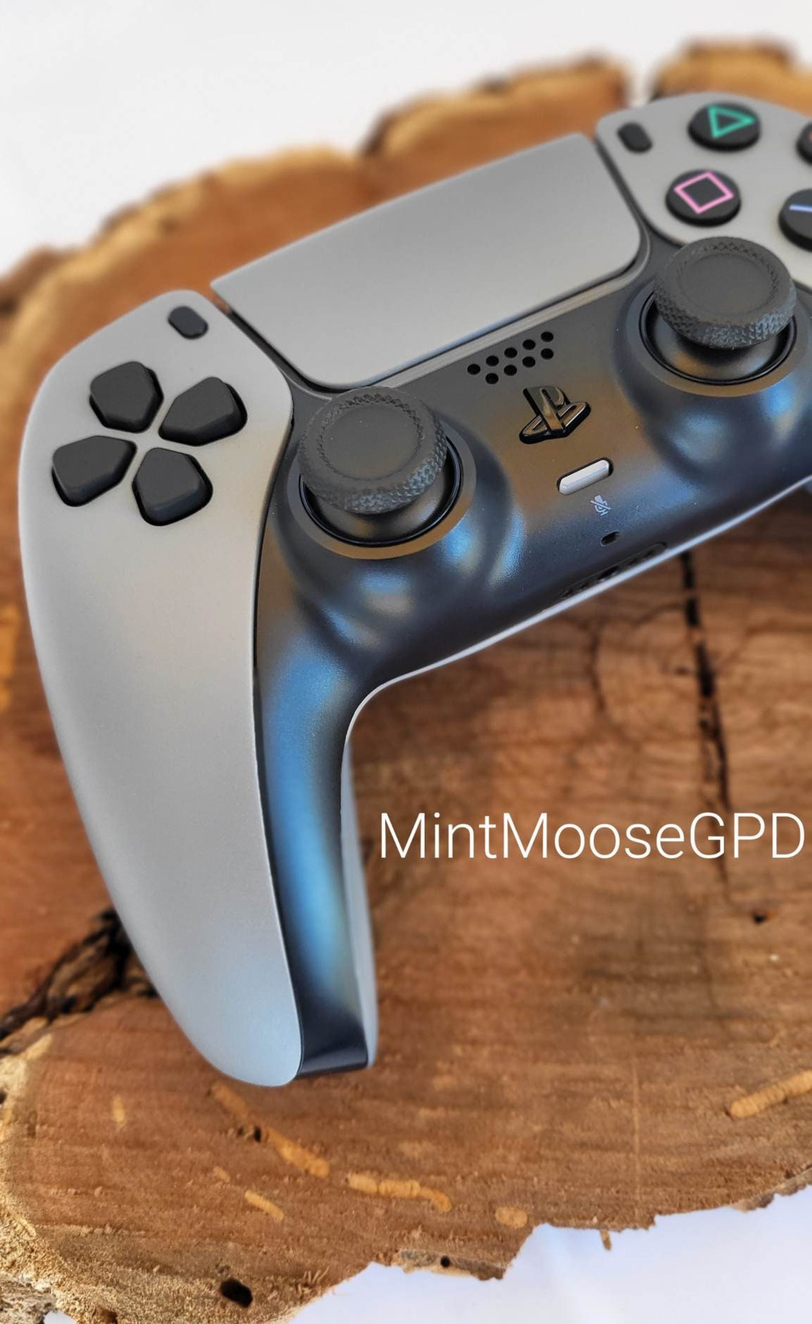 Custom Painted PS5 Dualsense Controller Retro Style - Etsy