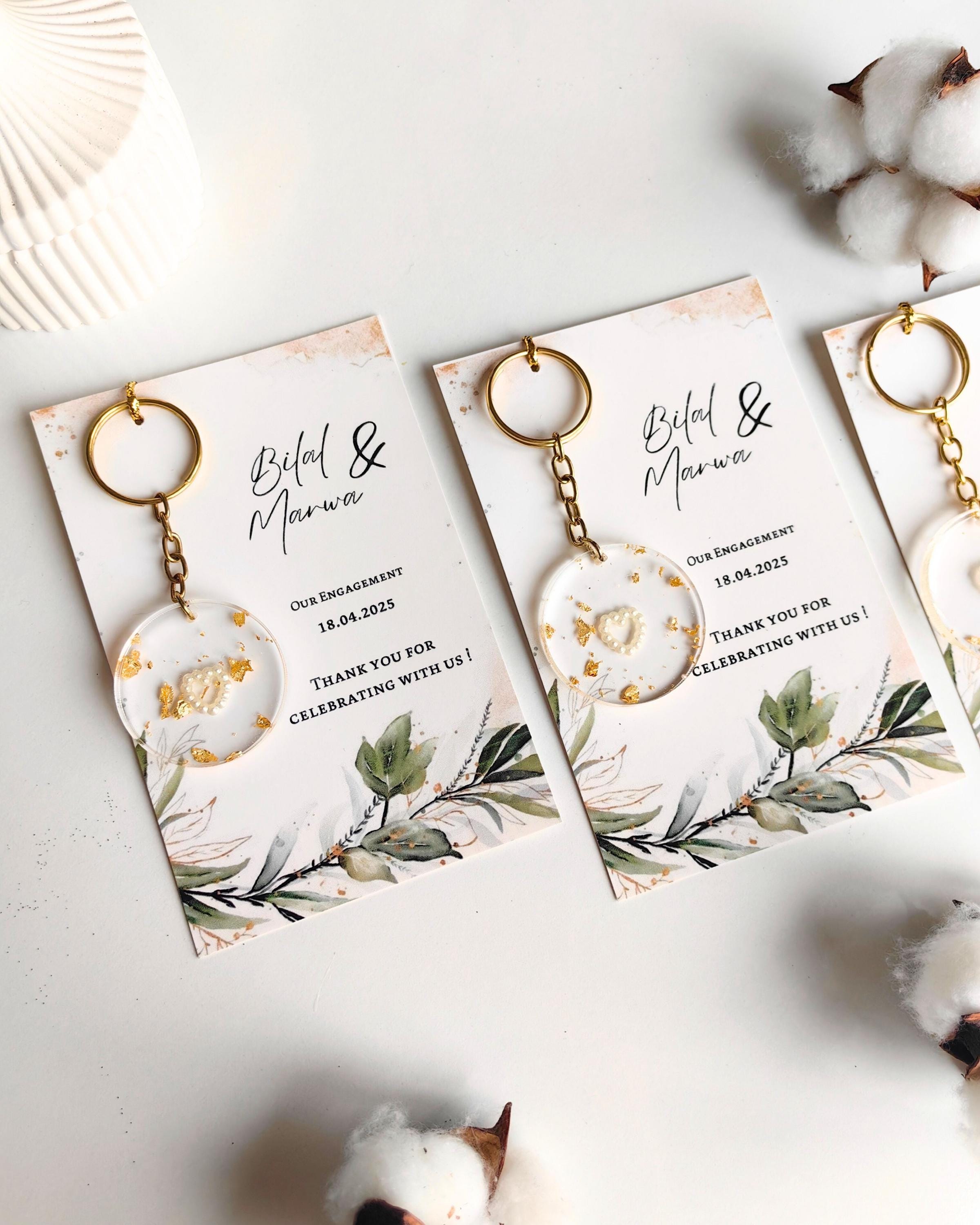 Personalized Epoxy Keychain Favor, Rustic Wedding Save the Date Gift - Etsy