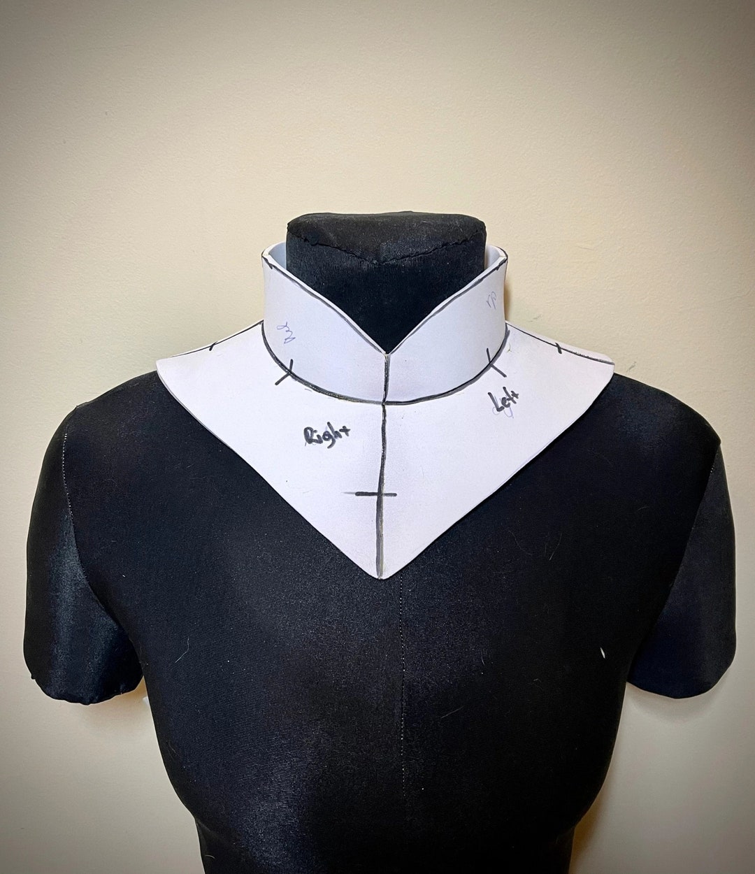 Neck Armor Templates, Women Basic Cosplay Costume Gorget Knight Amazon ...