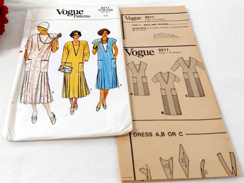 Vintage Vogue 9211 20s Style Flapper Dress With Pockets, Uncut, 92cm ...