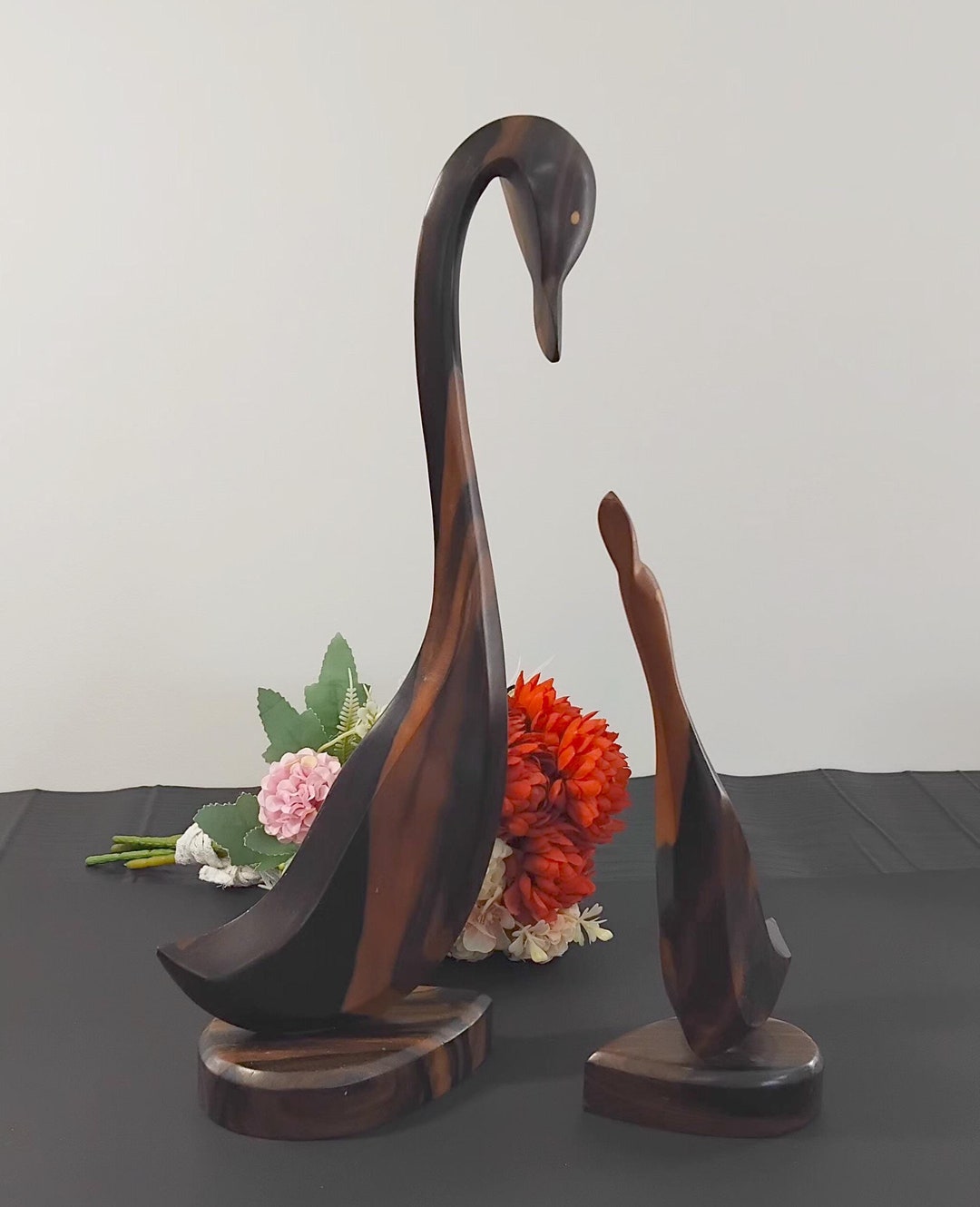 Vintage 70s Set of 2 Carved Wood Swan Figurines, MCM Decor - Etsy