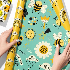 Bees Clipart & Digital Paper Set - Clip Art Set of Bees, Honeycomb ...