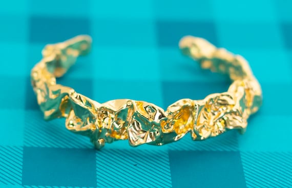 Vintage Elven Intricate Leaves Gold Tone Cuff Bracele… - Gem